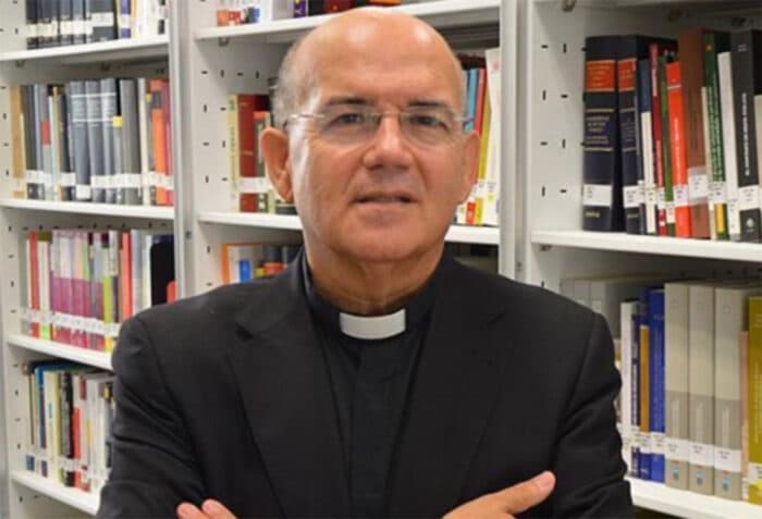 La Vicaría de Cultura y Relaciones Institucionales junto con la Cátedra ...