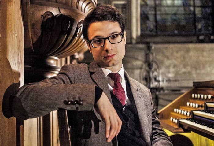 David Cassan, organista del oratorio del Louvre, pondrá música a la ...