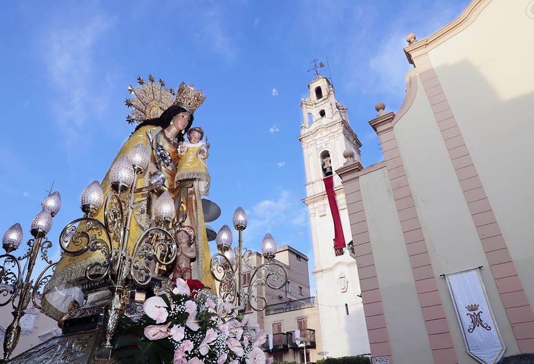 La imagen peregrina de la Mare de Déu visita Alginet - Archidiócesis de ...